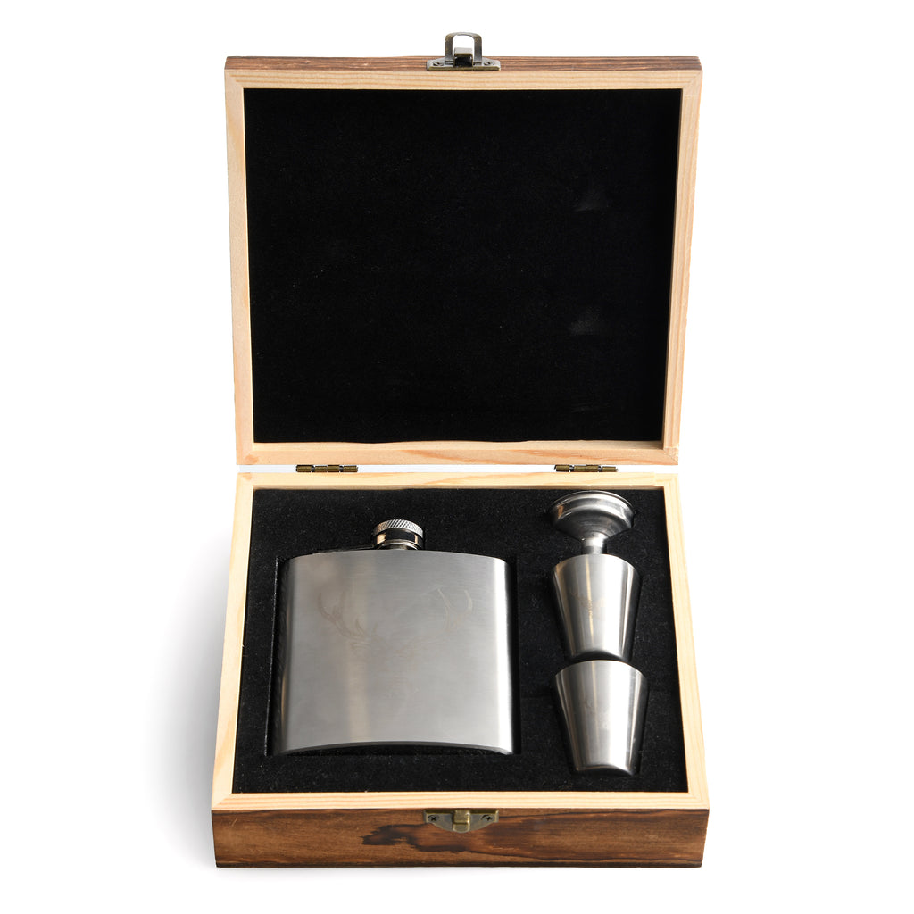 Stag Hip Flask & Cup Set | Gretna Green Shopping